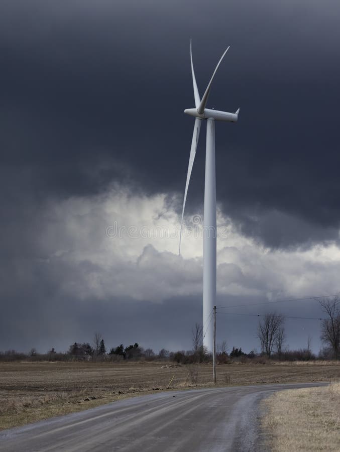 Wind Turbines with an Approaching Spring Storm on Wolfe Island, Ontario ...