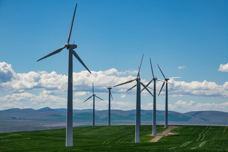 Wind Turbines and Wheat Fields in Eastern Oregon Stock Photo - Image of ...