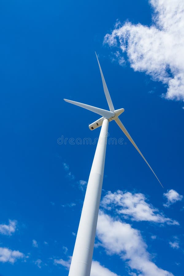 Wind Turbines and Wheat Fields in Eastern Oregon Stock Photo - Image of ...