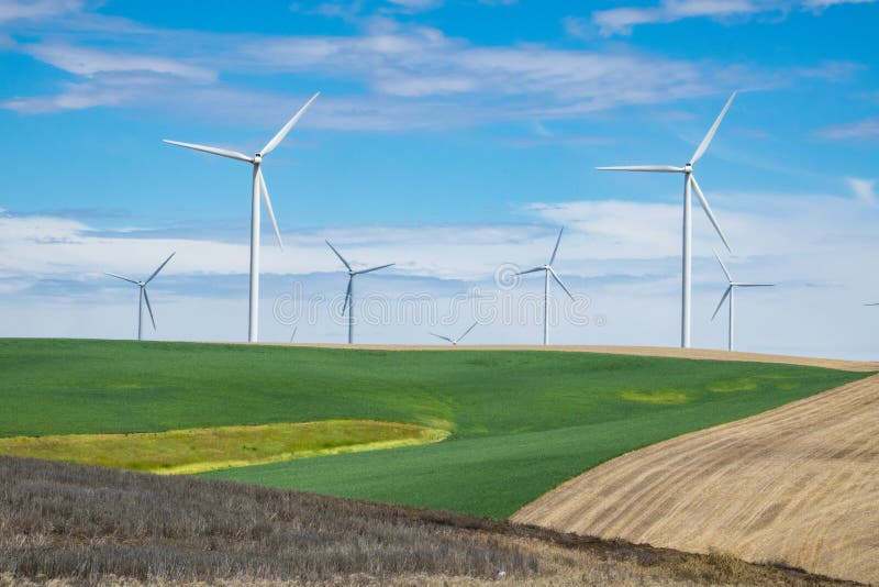 Wind Turbines and Wheat Fields in Eastern Oregon Stock Photo - Image of ...