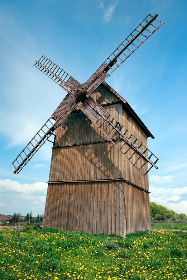 Colonial Williamsburg Windmill Editorial Photo - Image of post ...