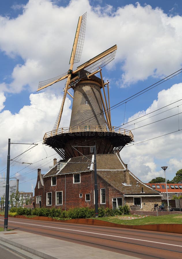 Windmill in Delft, Holland editorial photo. Image of house - 224720226