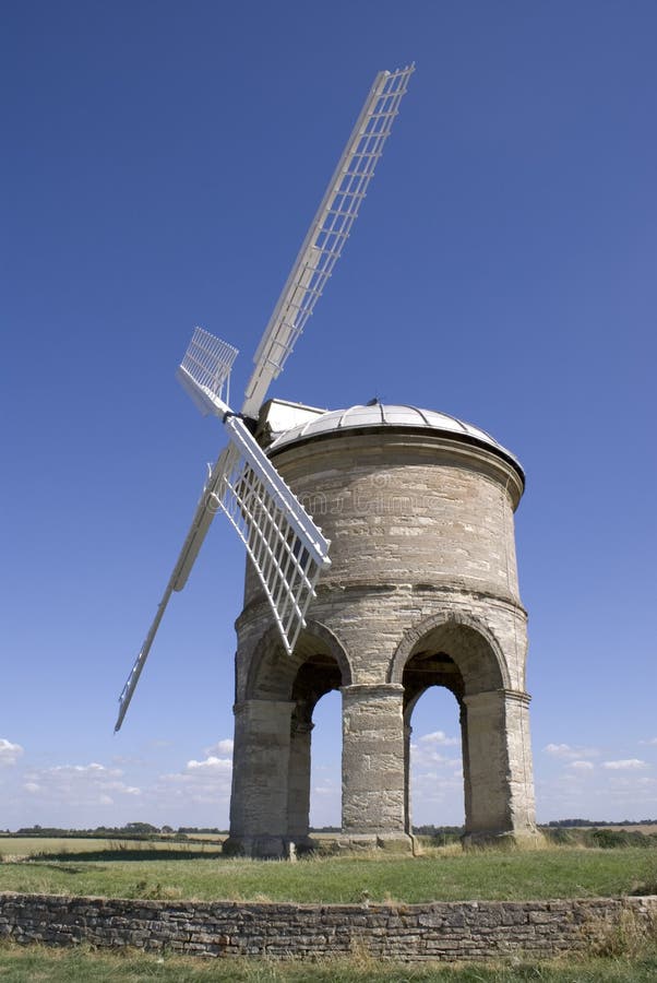 Windmill on Hill Chesterton Warwickshire England Stock Image - Image of ...