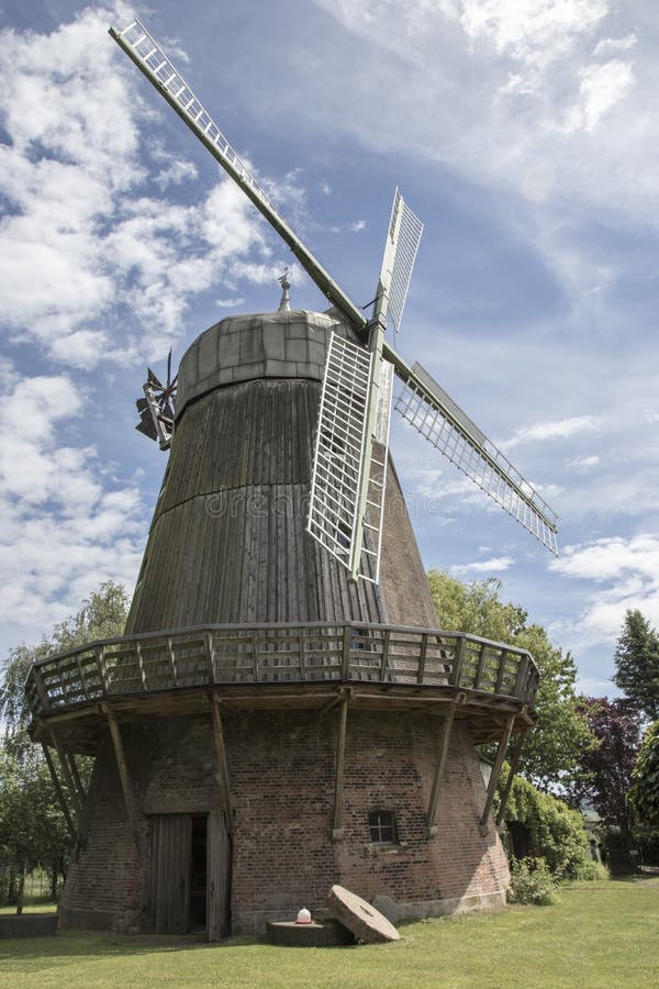 Windmill, Mill, Building, Sky Stock Photo - Image of windmill, mill ...