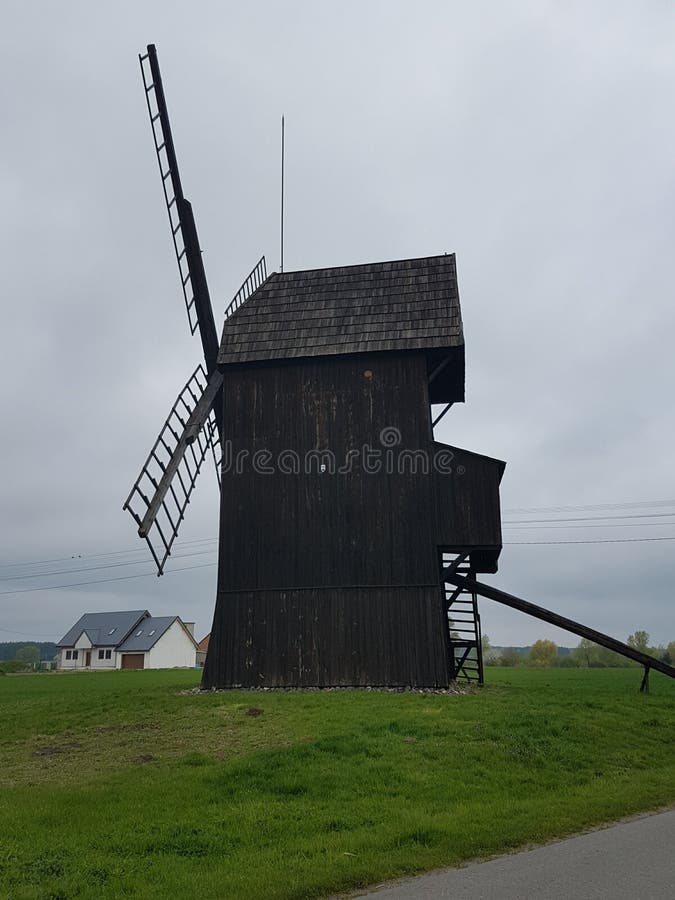 Windmill, Building, Mill, Sky Picture. Image: 123126842