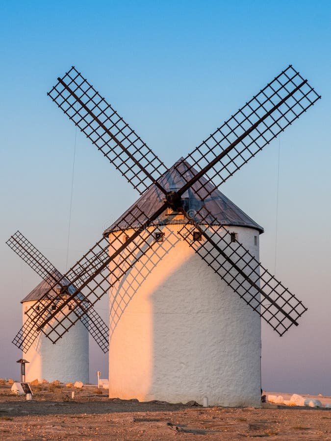 Windmill, Mill, Building, Sky Picture. Image: 135982915