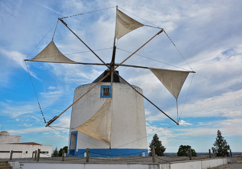 Milling wheat stock image. Image of groceries, feed, compartment - 41093203