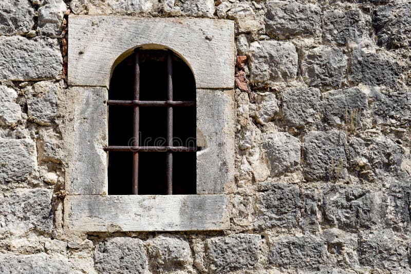 310 Stone Dungeon Window Bars Stock Photos - Free & Royalty-Free Stock ...