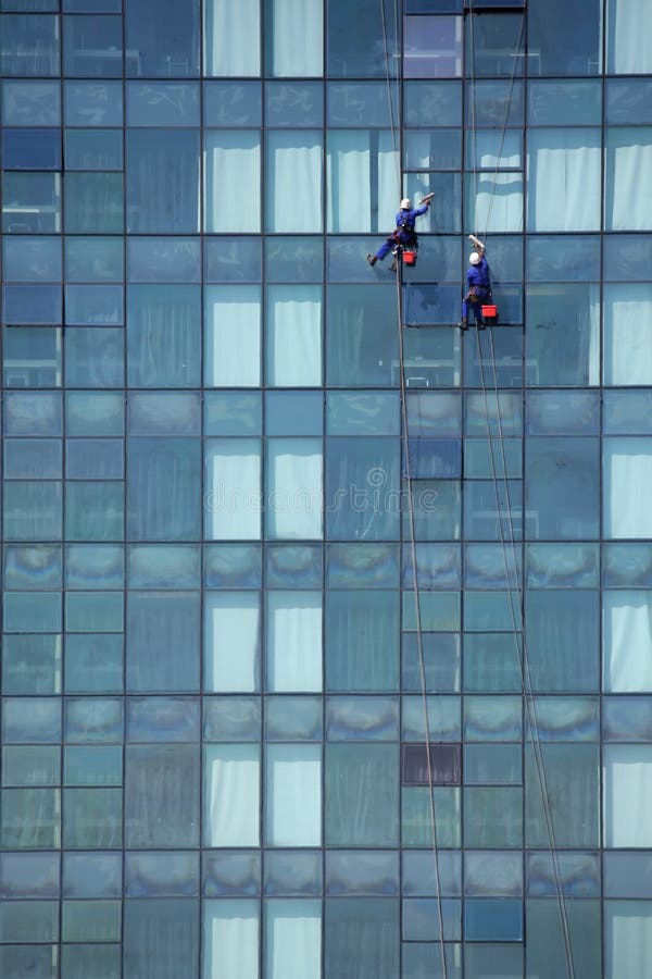 Window Cleaner in a High Rise Stock Image - Image of outside, wash: 8861919