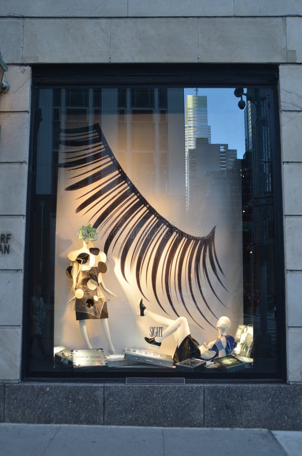 Window Display at Bergdorf Goodman in NYC. Editorial Photography ...