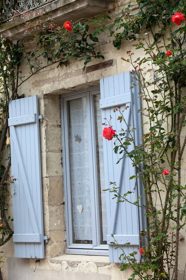 Provence window stock image. Image of windows, provence - 17531325
