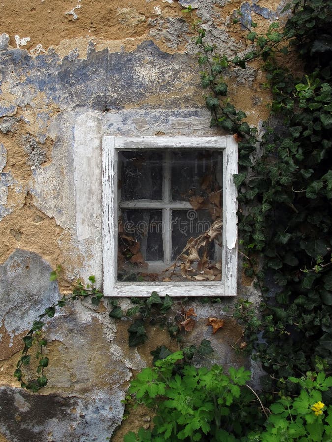 Window, Wall, Ruins, House Picture. Image: 125596481