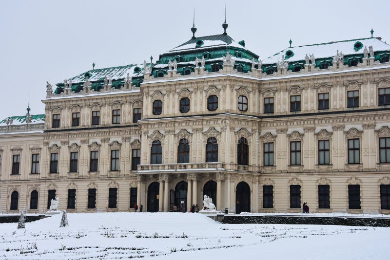 Windows Del Palacio Superior Del Belvedere Imagen editorial - Imagen de ...