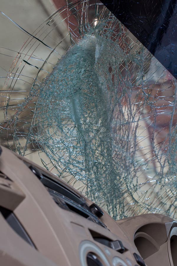 Windshield crack stock image. Image of crash, smash, scene - 87717845