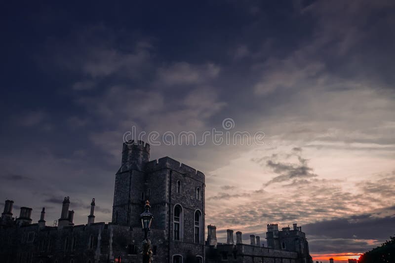 Windsor Castle at dawn stock photo. Image of family - 362080044