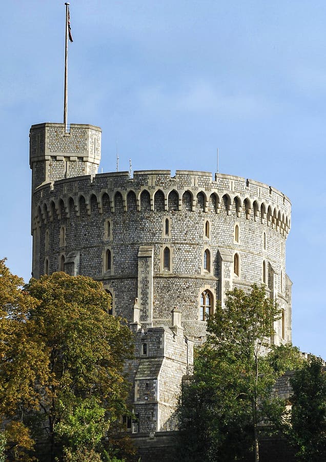 Windsor castle tower editorial stock photo. Image of tree - 119094363