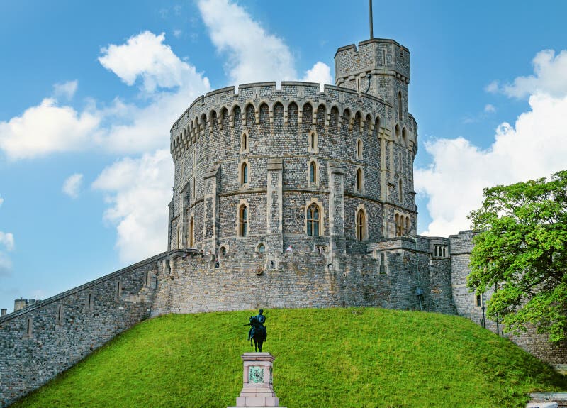 Windsor Castle, Windsor, UK Stock Photo - Image of castle, monarch ...