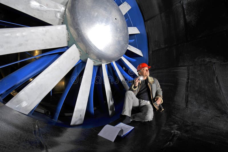 Windtunnel Ingenieur stockbild. Bild von gealtert, prüfen - 5031191