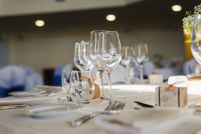 Wine Glass with Dining Set Prepare Dinner on Table in Restaurant and ...