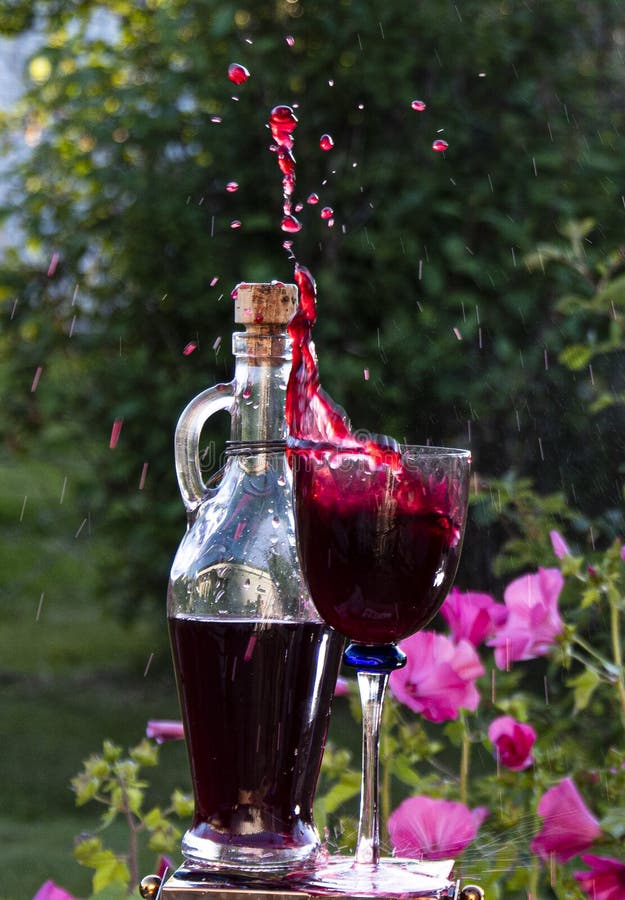 Wine Glasses Summer Wine Splashing Stock Image - Image of board ...
