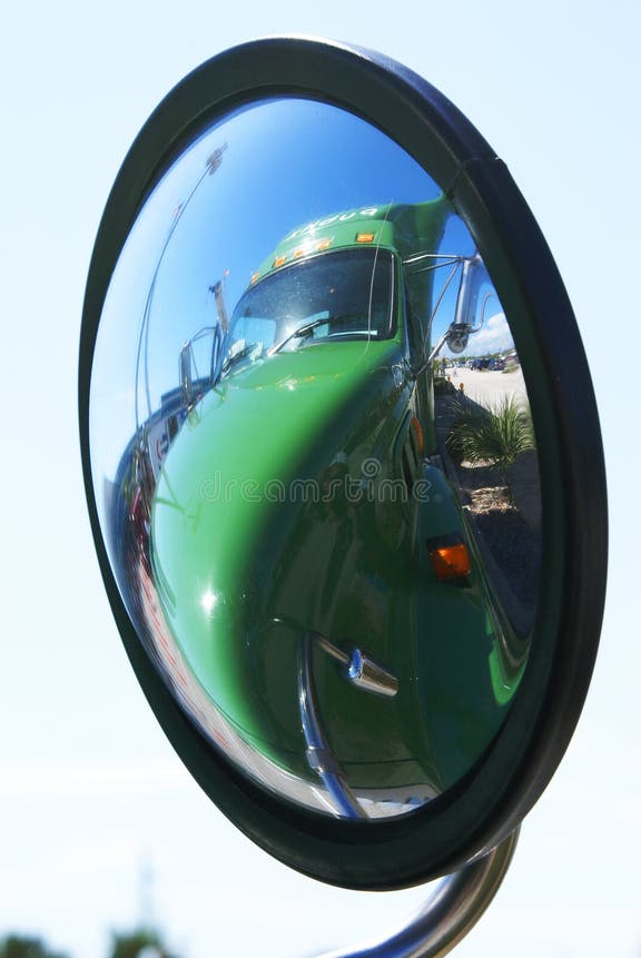 Wing mirror reflection editorial stock image. Image of satellite - 23726914