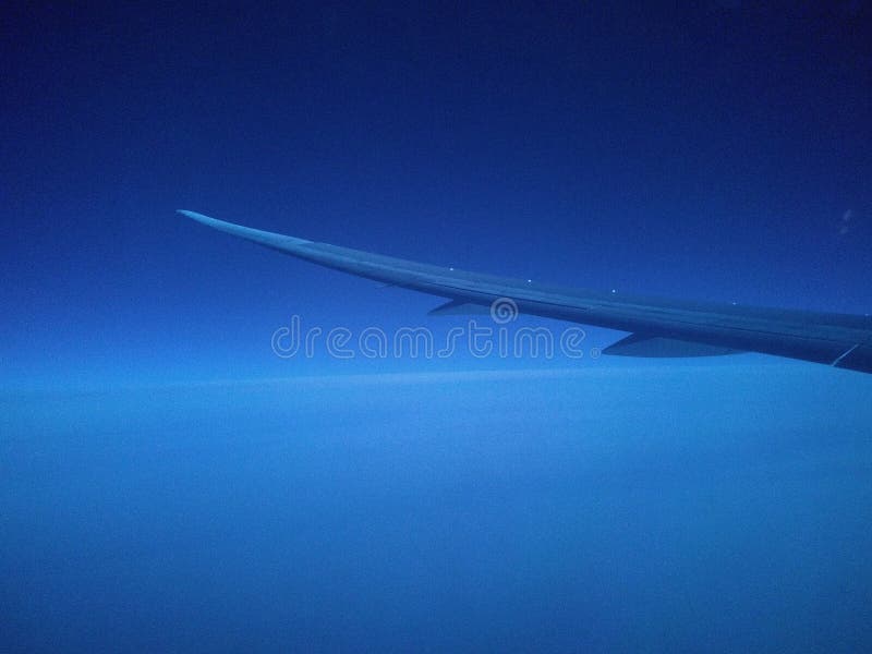 787 Wing Tip at High Altitude Stock Image - Image of high, wing: 318642271