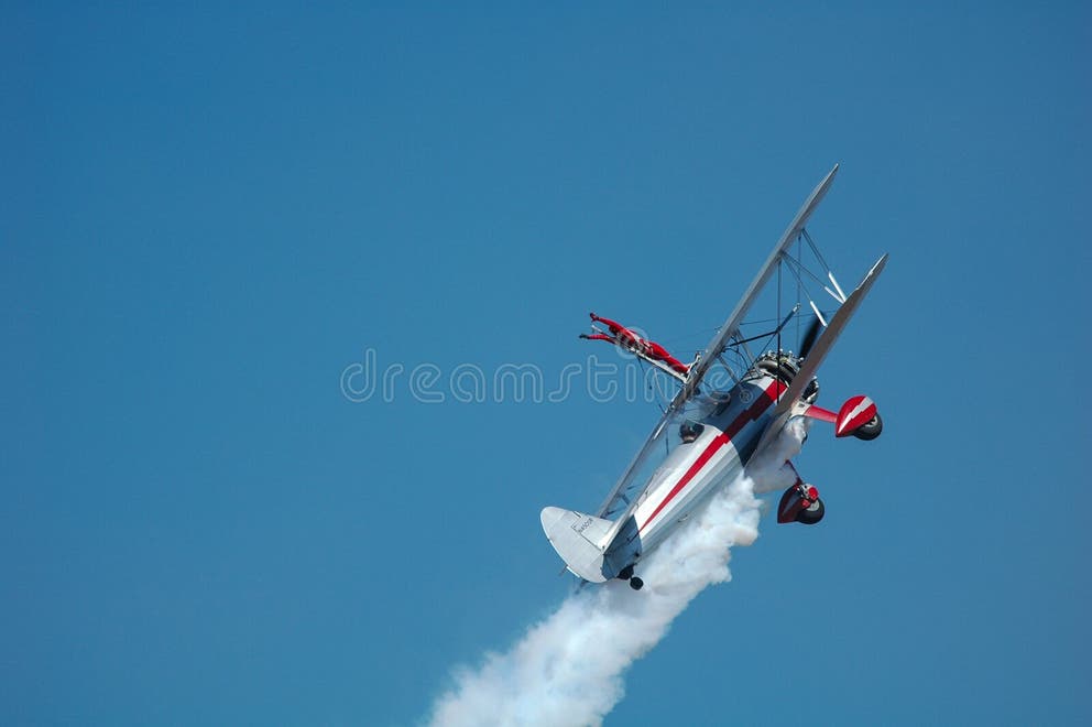 Wing walker editorial stock image. Image of barnstormer - 94895414