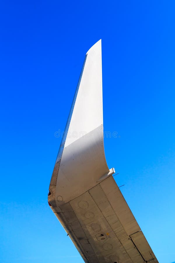 Wingtip stock image. Image of passengers, aluminium, cruise - 63322563