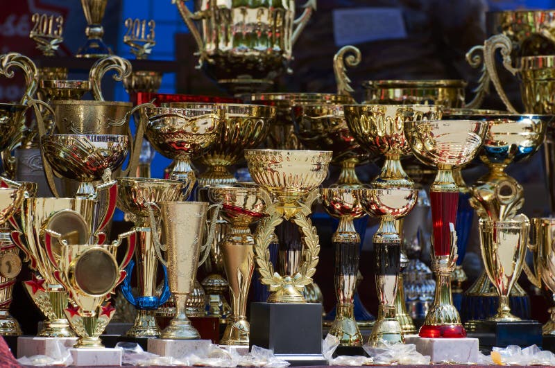 Trofeeën winnen stock afbeelding. Image of voor, metalen - 31382265