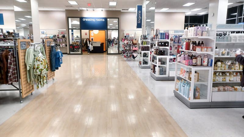 Winners Store Interior View Editorial Stock Image - Image of people ...