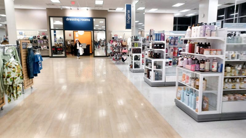 Winners Store Interior View Editorial Photography - Image of business ...