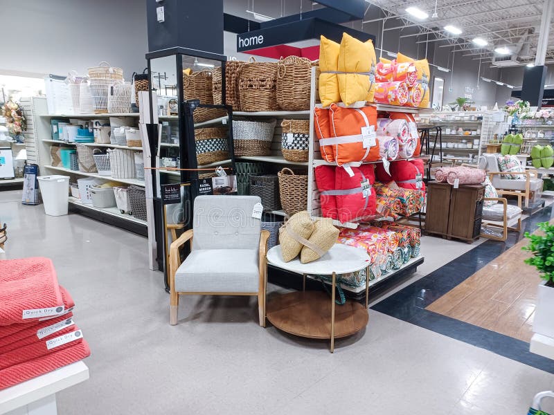 Winners Store Interior View Editorial Photography - Image of american ...