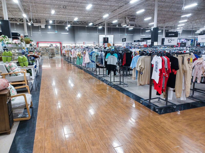 Winners Store Interior View Editorial Photography - Image of retail ...