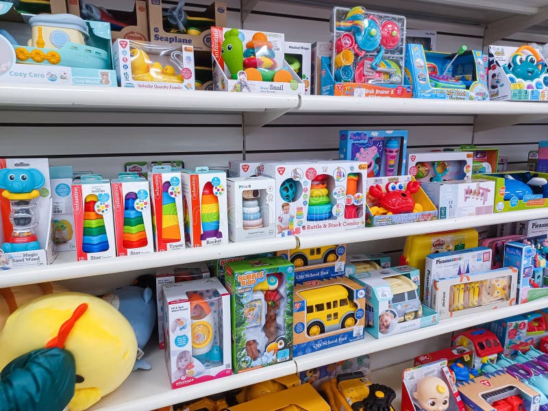 Winners Store Interior View Editorial Photography - Image of business ...