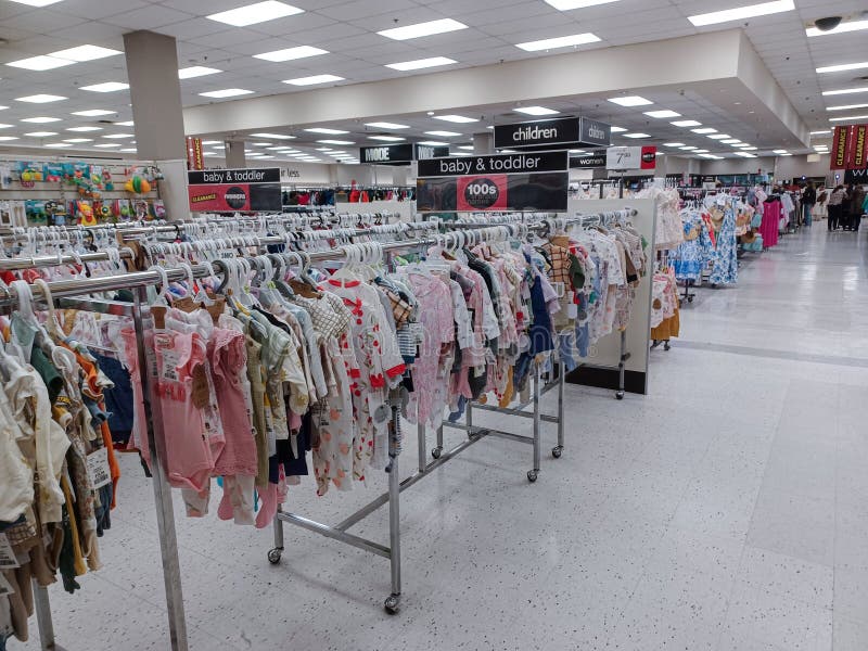 Winners Store Interior View Editorial Stock Photo - Image of marshalls ...