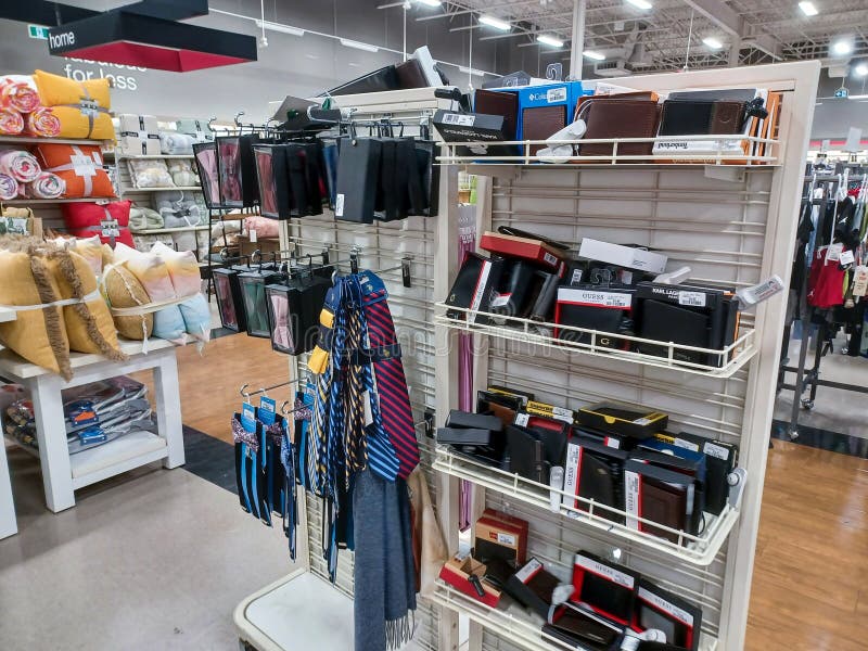 Winners Store Interior View Editorial Image - Image of toronto, apparel ...