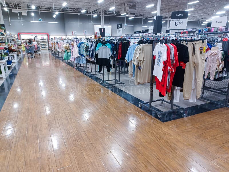 Winners Store Interior View Editorial Stock Photo - Image of marshalls ...