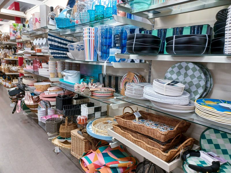 Winners Store Interior View Editorial Photography - Image of editorial ...