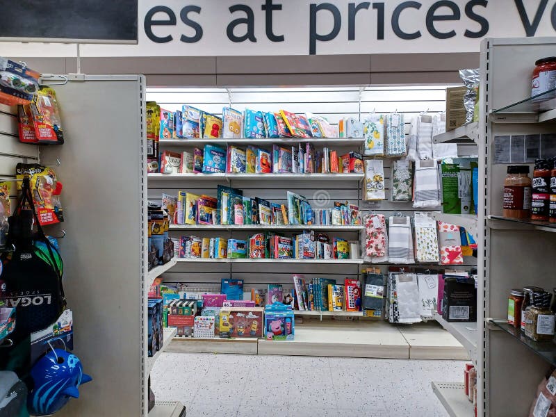 Winners Store Interior View Editorial Photo - Image of market, clothing ...