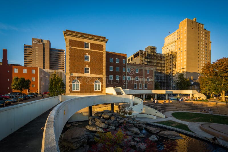Winston Square Park, in Winston-Salem, North Carolina. Editorial Stock ...