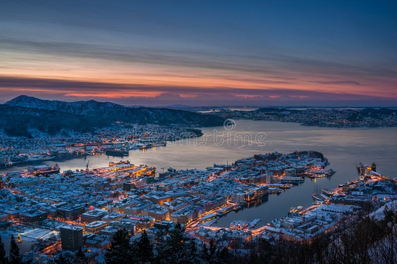 Winter in Bergen, Norwegen stockfoto. Bild von norwegisch - 51668030