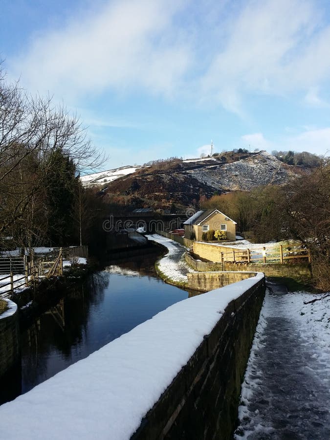 Winter day stock image. Image of crisp, winters, sunny - 141106033