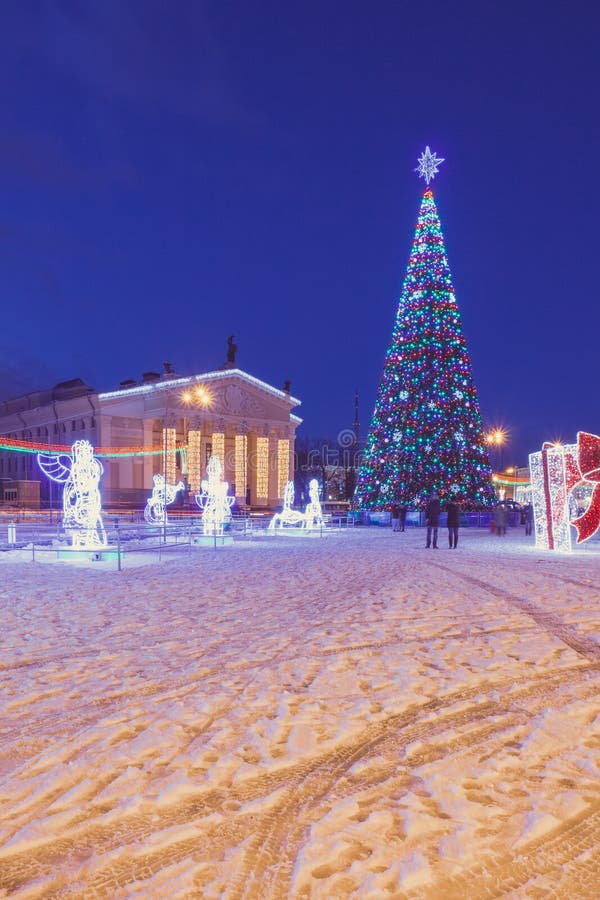 Beautiful City Tree in the Town Square Stock Image - Image of europe ...