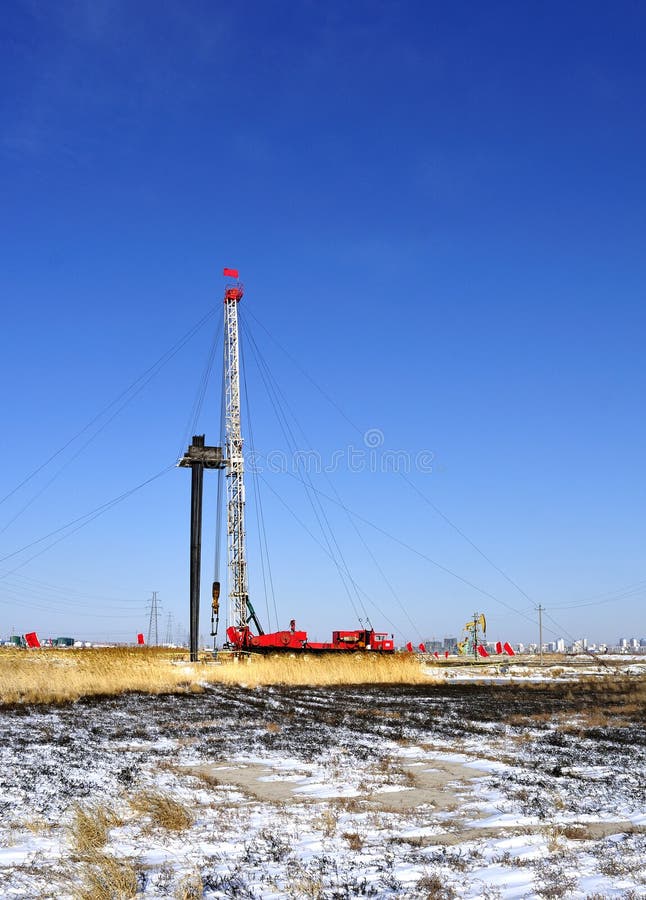 Winter Drilling Rig stock image. Image of cold, russia - 13188963