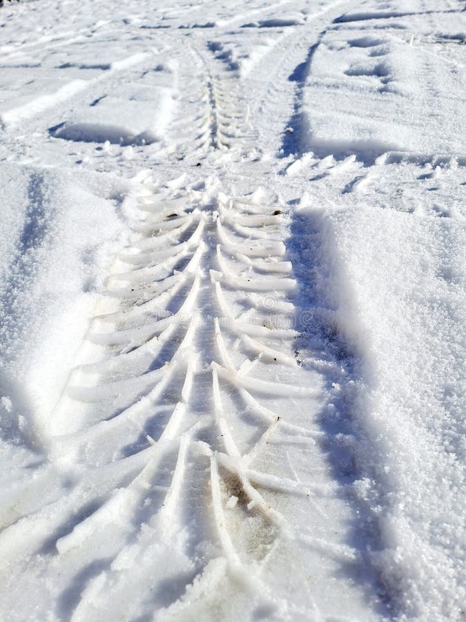 Car Tyres Marks on the Snow , Winter Fun on the Toad Stock Photo ...