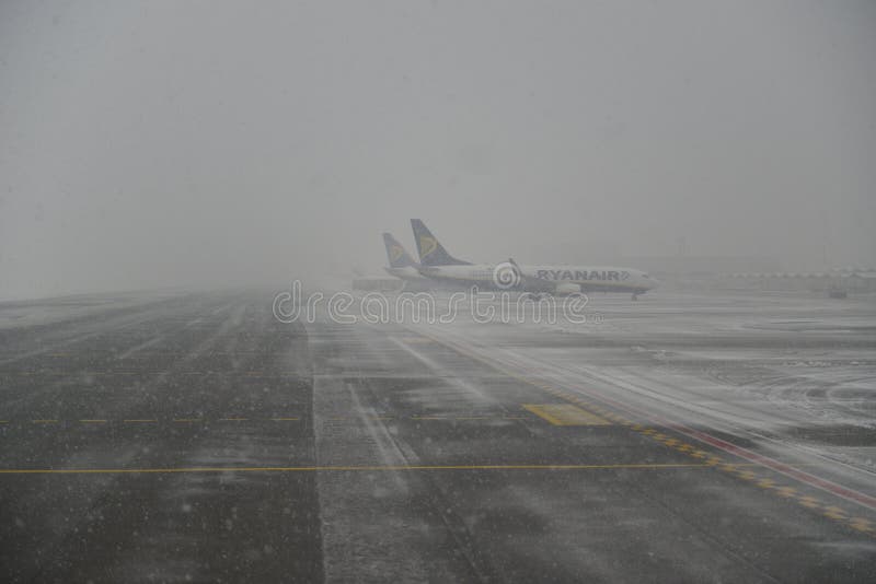 Winter in Milan Snowfall Malpensa Airport Editorial Photo - Image of ...
