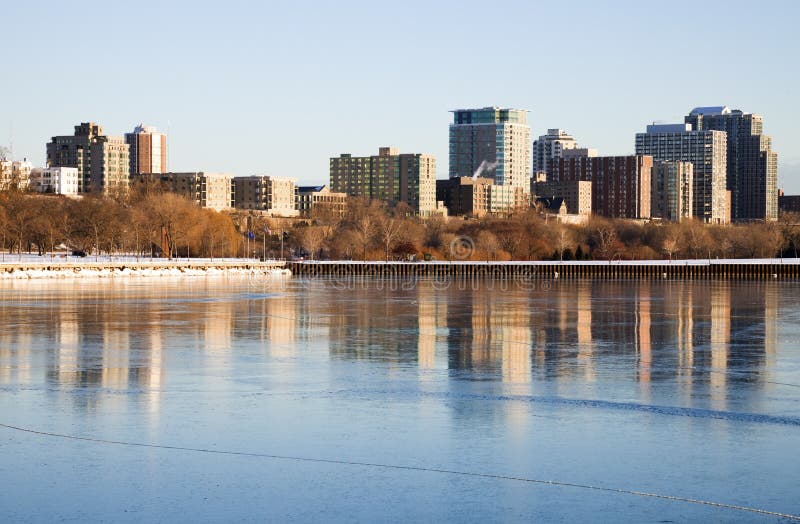 Winter morning by the lake stock photo. Image of travel - 15936656
