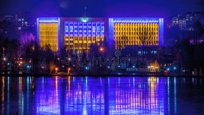 Winter Night in Ternopil, Ukraine Editorial Photography - Image of park ...