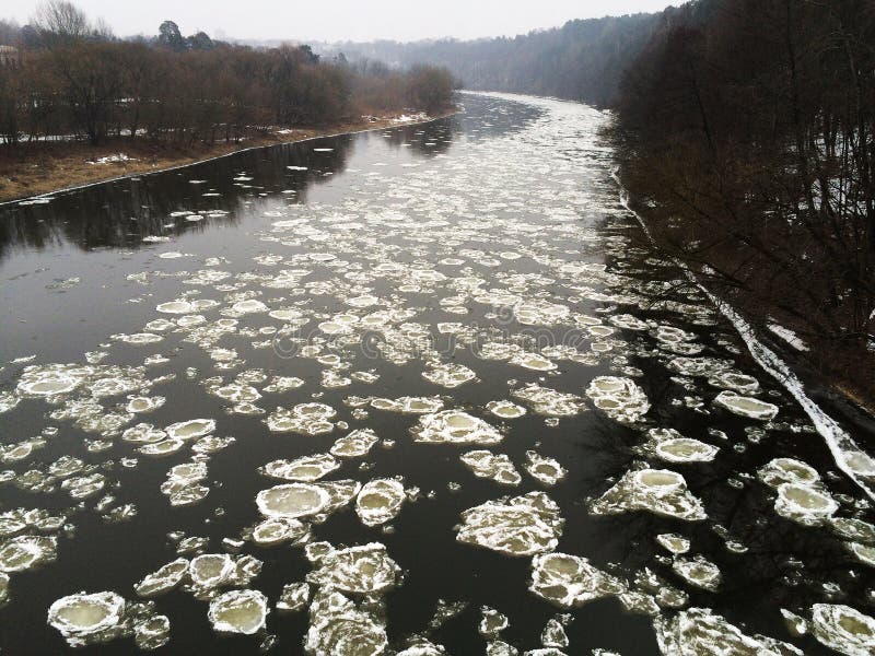 Winter River with Floating Ice Floes Stock Image - Image of cebound ...