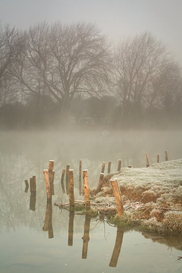 Winter River Thames in Oxford. Stock Image - Image of river, united ...